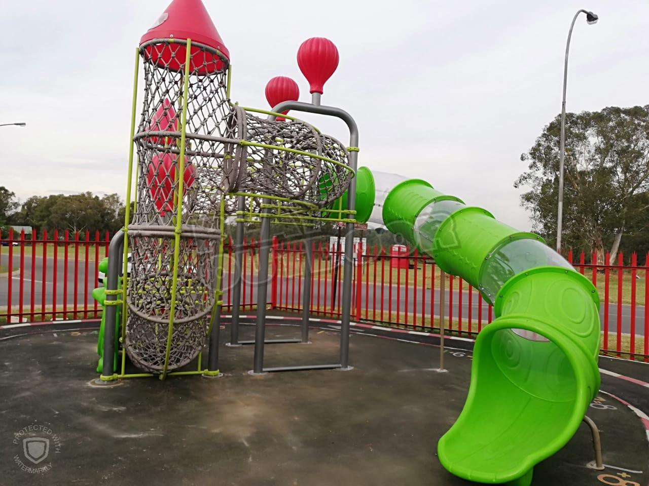 Wimpy Lakefield Roadhouse | Jungle-Gym Installation – Play Outdoor